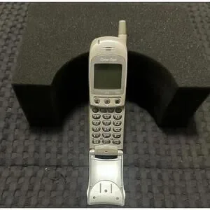 Cell Phones & Accessories | Rare Vintage Mitsubishi Cybergiga Tuka Flip ...